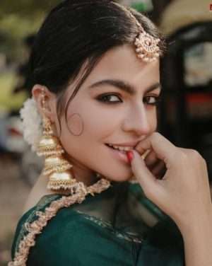 Maahi Sharma Height, TikTok, Wiki, Age, Affairs, Hot Image & Net Worth