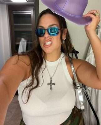Ashley Graham Age, Instagram, Naked, Weight Loss, Affairs, Hot Image