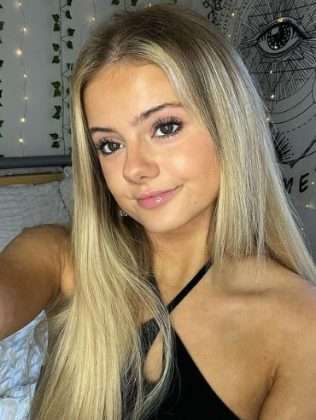 Ellie Louise Height, Wiki, Age, Affairs, Hot Image, Net Worth