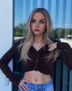 Kay Cook Age, Height, Weight, Songs, Wiki, Affairs, Net Worth