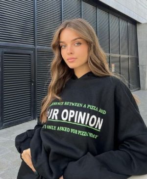 Anna Zak Age, Instagram, Musically, Feet, Height, Wiki, Bio, Affairs