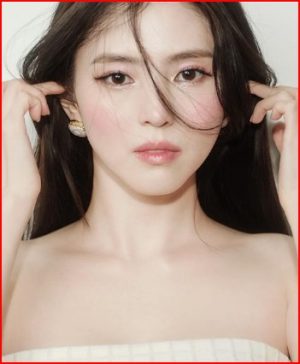 Han So-hee Biography, Net Worth, Plastic Surgery, Wiki, Weight