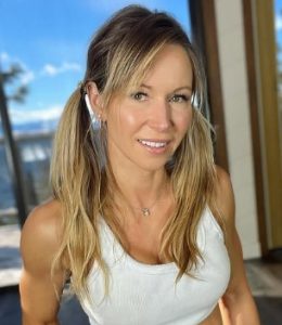 Zuzka Light Biography, Bio, Height, Divorce, Age, Net Worth