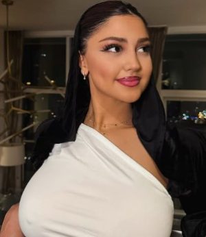 Diva Flawless Onlyfans, Real Name, Wiki, Age, Net Worth, Weight