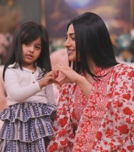 Sarah Khan Biography 2025: Age, Husband, Net Worth 2025